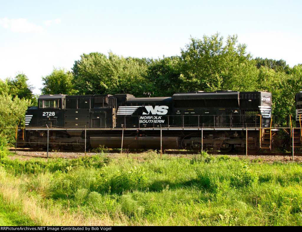 NS 2738